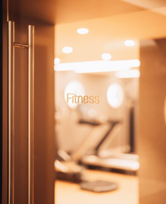 Custom Gym Theme Gear: Building Your Fitness Centre's Reputation in ...